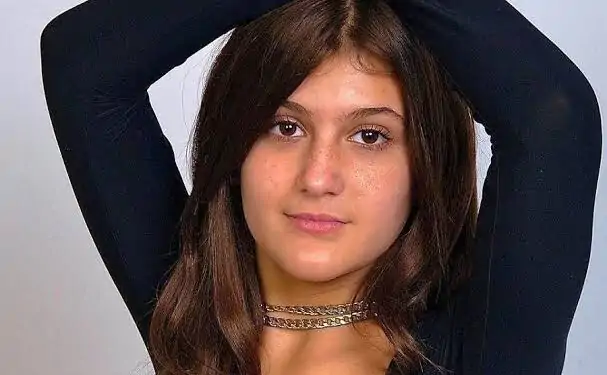 Jenny Popach's Biography and Net Worth