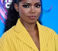 Ryan Destiny Biography, Age, Boyfriend, Mother, Father, Movies, Songs ...